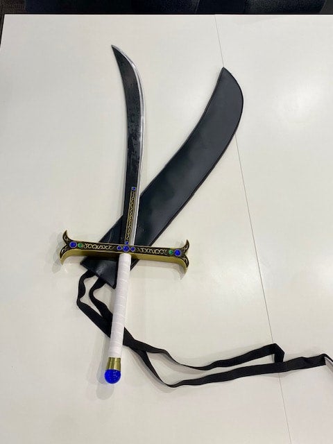 Mihawk's Yoru Katana (Life Size Full Metal with Dull Blade) | Otaku ...